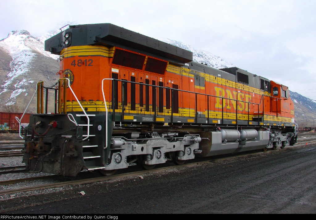 BURLINGTON NORTHERN SANTA FE GE C44-9W NO.4812 FEBRUARY 6,2010.
